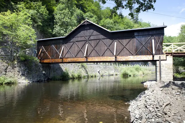 Veřejnost on-line vybírá nejlepší památkářský počin roku! - Bečov nad ...